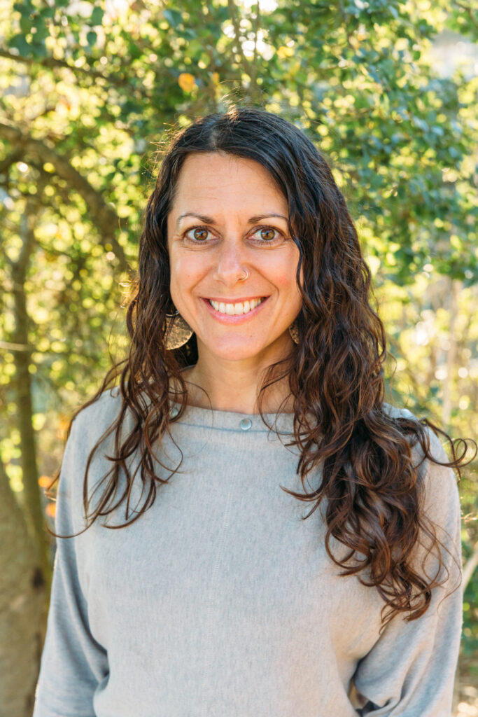 70-jamie.office+headshots - AOM Professional